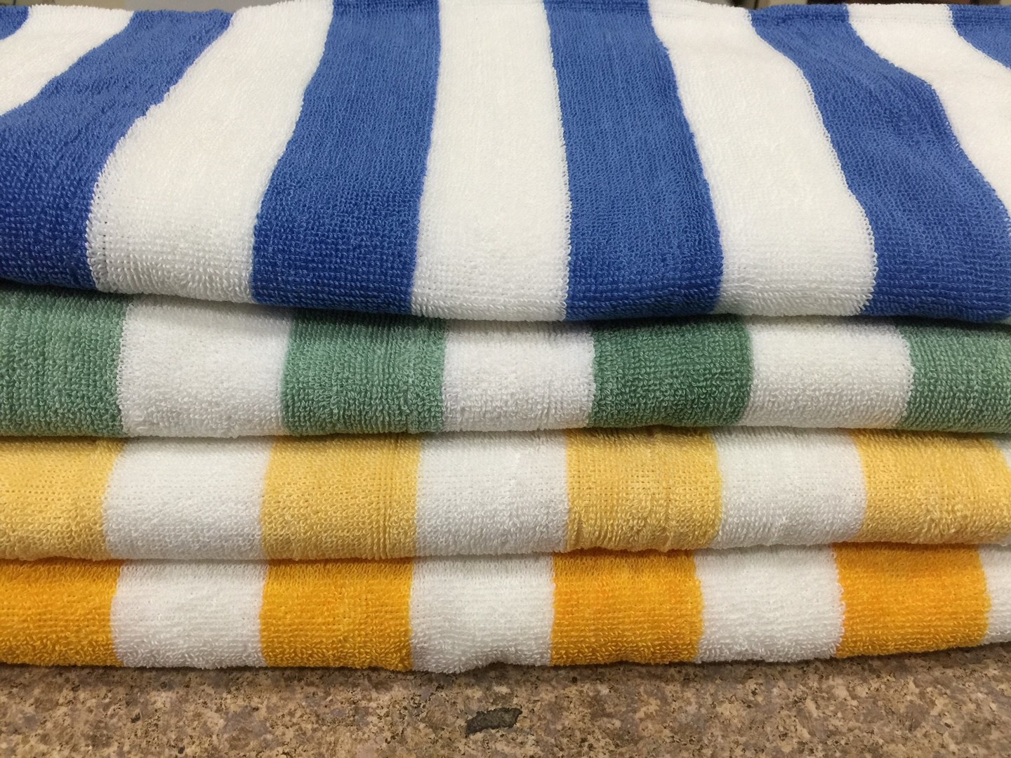 PREMIUM COTTON HOTEL POOL TOWEL